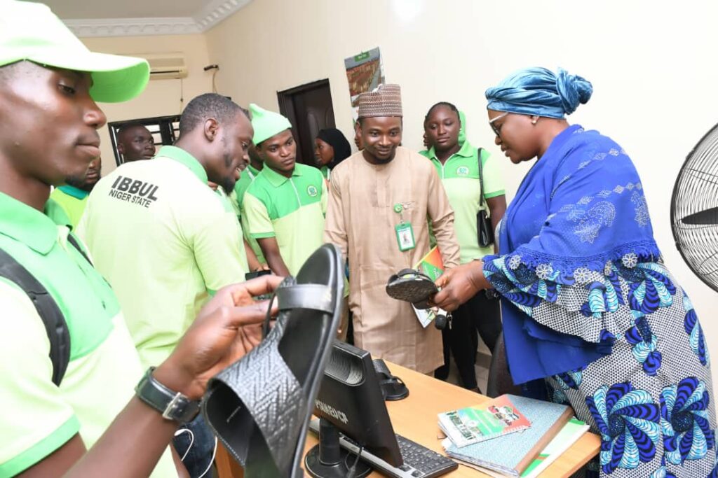 STUDY VISIT TO PSIN BY STUDENTS OF IBB UNIVERSITY LAPAI - Public ...