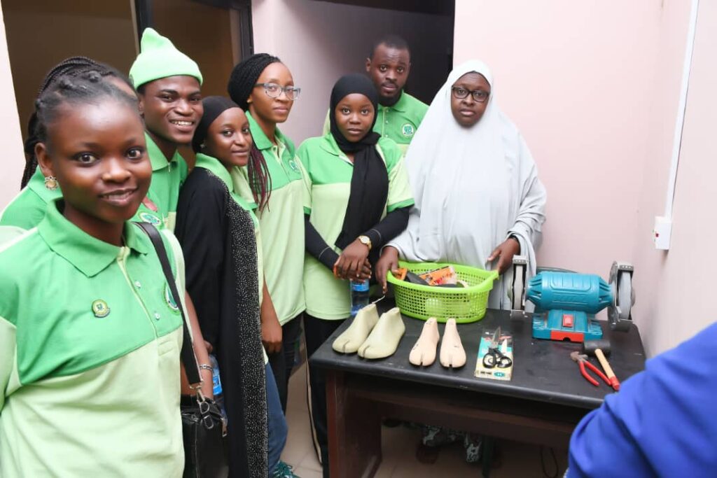 STUDY VISIT TO PSIN BY STUDENTS OF IBB UNIVERSITY LAPAI - Public ...